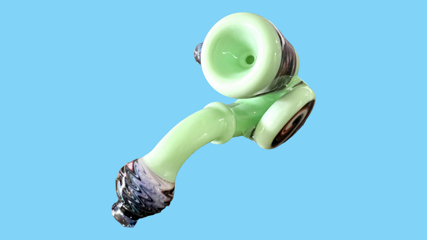 Shopping by Bong Size Guide: 15-20 Inches – GiggleGlass