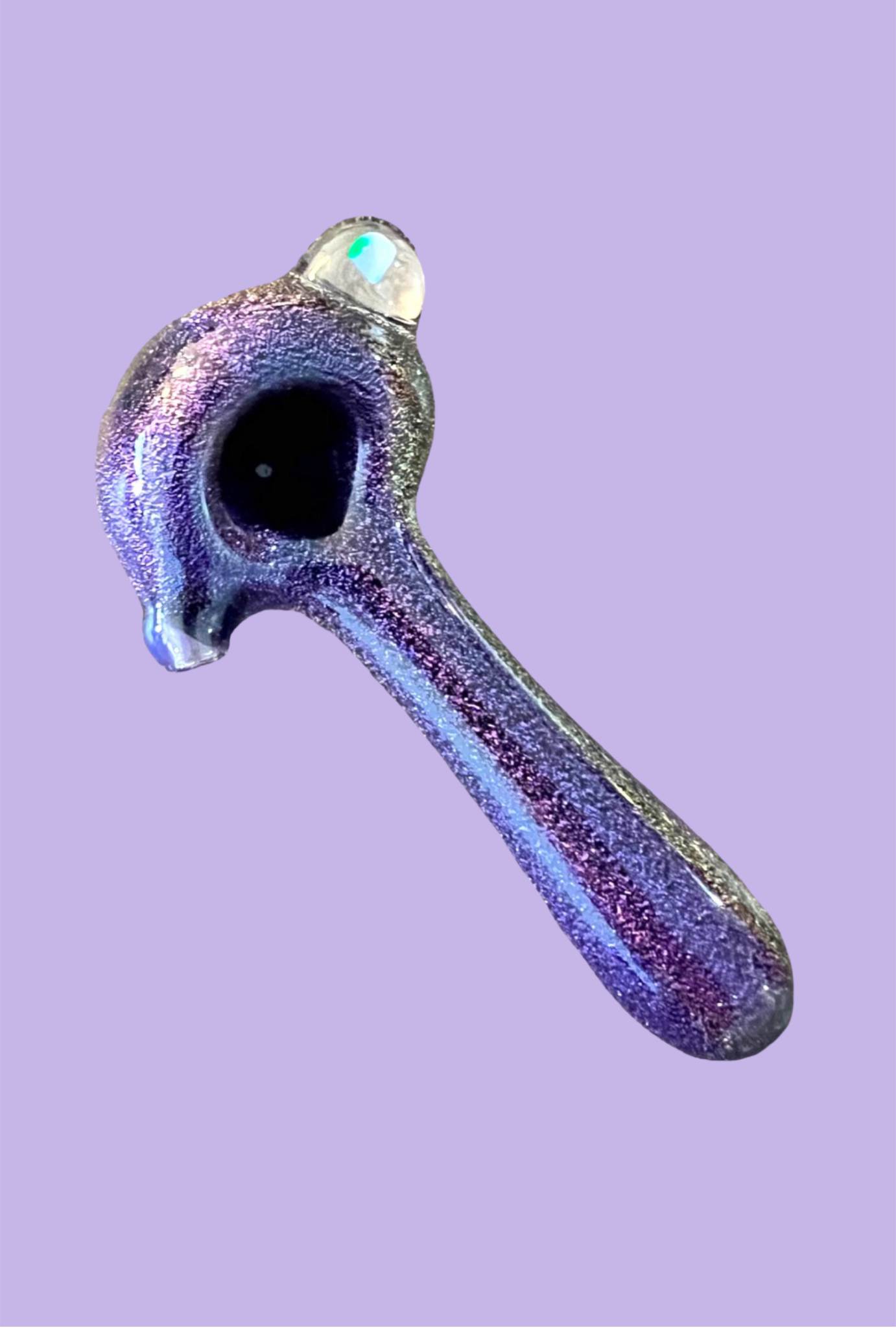 The Differences Between a Chillum and a One Hitter – GiggleGlass