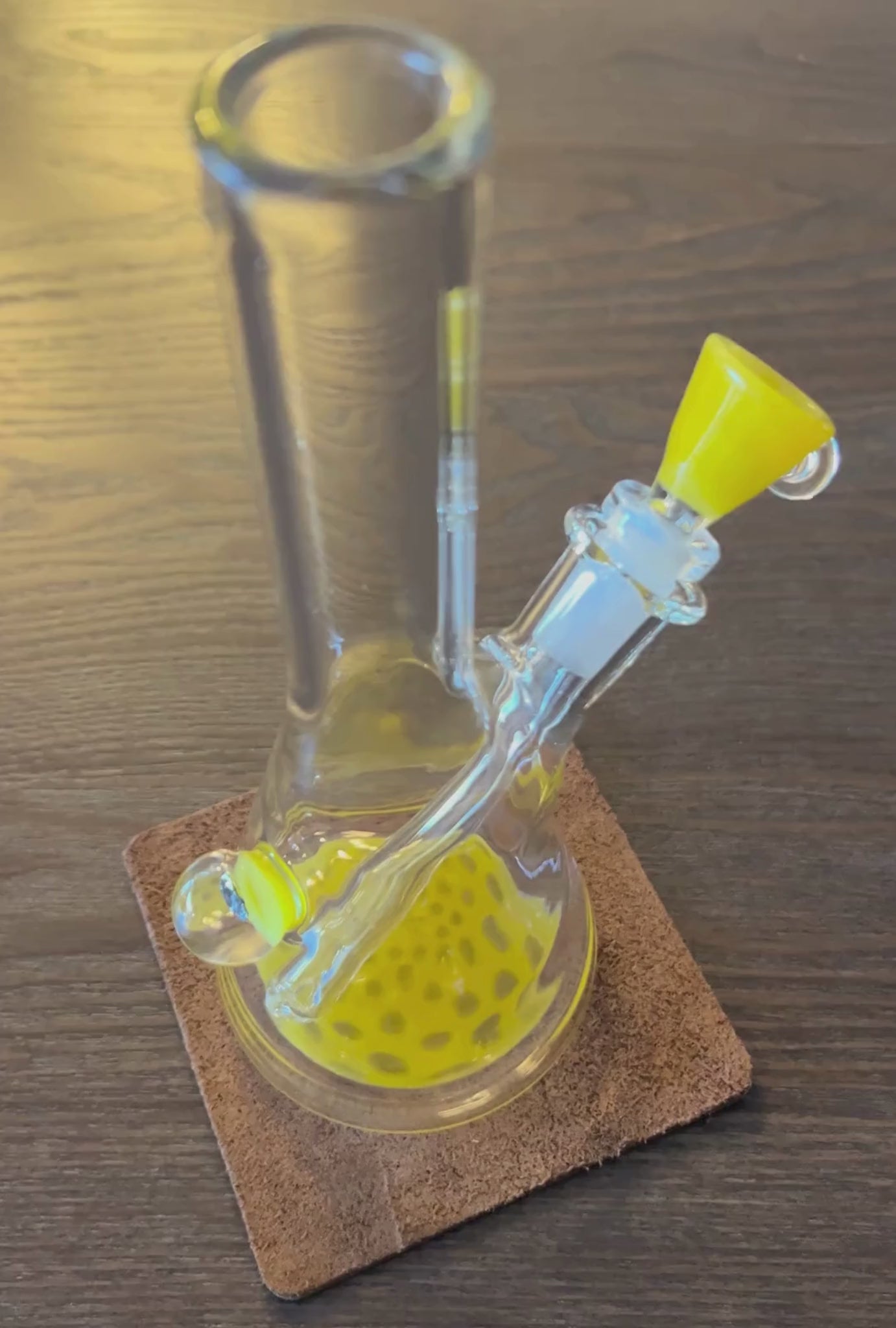 Find Glass Artists – GiggleGlass – USA Made Bongs & Pipes