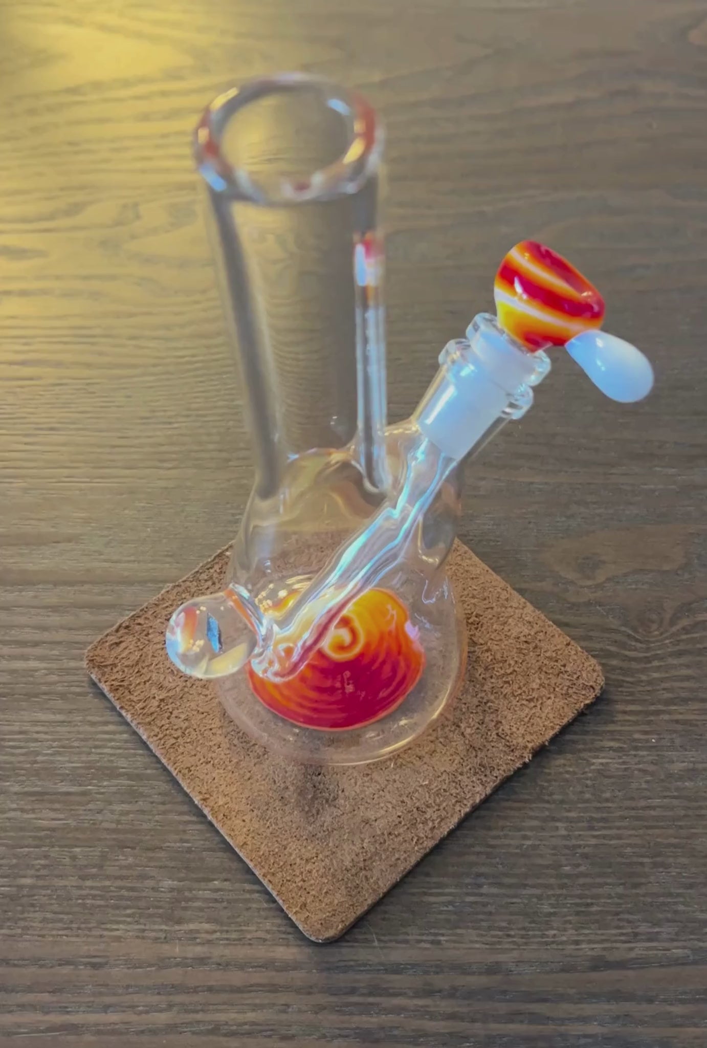 Find Glass Artists – GiggleGlass – USA Made Bongs & Pipes
